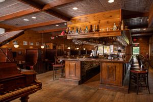 Dining Options - Plumsteadville Inn