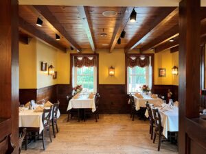 Dining Options - Plumsteadville Inn